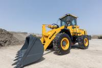 China SINOMACH Changlin Four Wheel Drive Loader 937H 97KW 3T 1.7M3 With Cummins Diesel Engine for sale