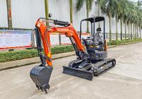 China Red Mini Excavator 2600kg Tailless Bucekt 0.09M3 With Cabin Euro 5 Rubber Track Kubota CAT JCB for sale