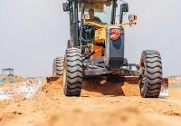 China Tractor Motor Grader Machine PY130H 97KW Road Grading Equipment for sale