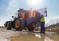 China 5 Ton Wheel Loader Compact Reinforced Loader For Harsh Working Conditions for sale