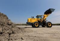 China 5 Ton Wheel Loader Compact Reinforced Loader For Harsh Working Conditions for sale