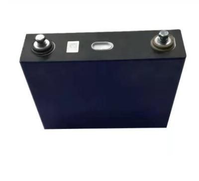 China Deep Cycle 3.2V 100Ah LiFePO4 Prismatic Battery Cell with 2000 Cycle Life for Solar Electronic Vehicles for sale