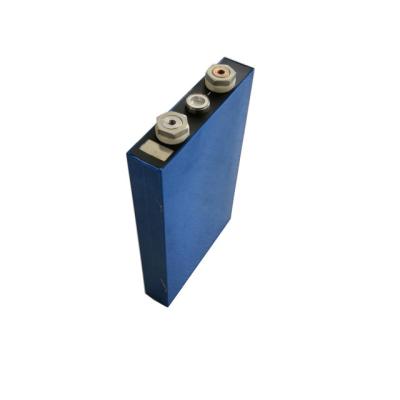 China 3.2V LFP Battery with 2000 Cycles and Prismatic Design for EV and Solar Systems for sale