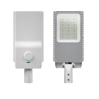 China IP65 SMD LED Highway Street Light 50W-200W with Die-Cast Aluminum Housing and 140 Lm/W Efficacy for sale