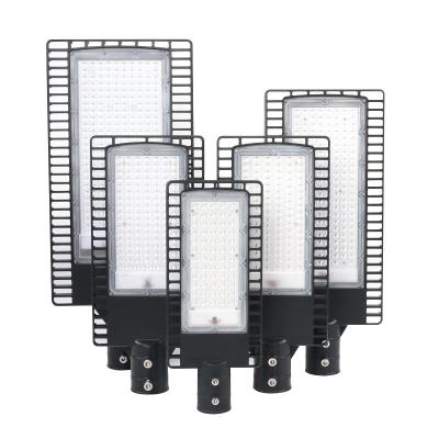China AC100-277V Smart LED Street Light 30W-200W with 130lm/w Efficiency and IP65 Rating for sale
