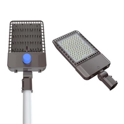 China UNIKE 150lm/W LED Street Light 80W-300W IP66 IK09 5 Year Warranty for sale
