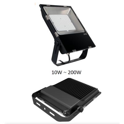 China Outdoor 220V Flat LED Flood Light 10W to 200W IP65 Waterproof for sale
