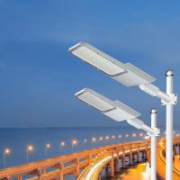 China UNIKE 200W LED Street Light IP66 28000lm Road Park Community Smart Lighting for sale