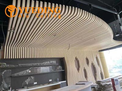 China Arc Shaped Square Wave Aluminum Tube Metal Ceiling 25-100mm Baffle Width with 0.5-3.0mm Thickness for Hotel Lobby for sale