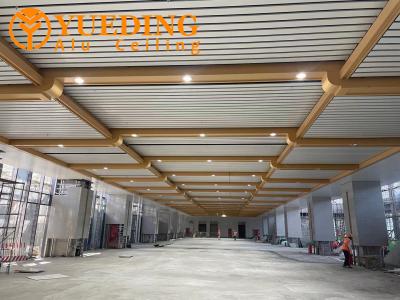 China 6063 Aluminum Square Pipe Arc Curved Profile 50-200mm Width with 160MPa Strength for Ceiling Installation for sale
