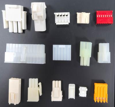 China Molex 43045-1200 Micro-Fit 3.0 Plug Housing 4 Circuit 4 Pin 3mm Pitch Dual Row Terminal Connector for sale