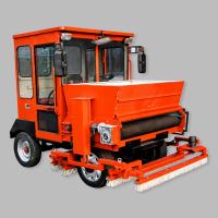 China Artificial Turf Infill Machine | 1300mm Width, 1000kg Load for sale
