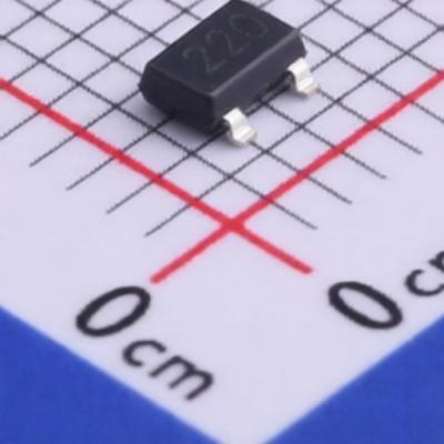 China 3 pin sot23w hall effect sensor ic Allegro A1220LLHLX-T with lead free silicon chip and matte tin plated leadframes for sale