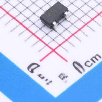China Stable magnetic threshold Hall effect switch Infineon TLE4968-1K with supply voltage from 3 to 32 volts for sale