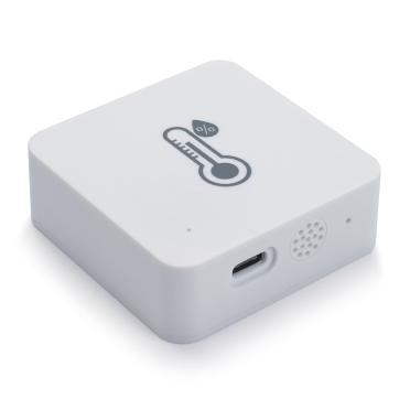 China Long Battery Life LoRaWAN Temperature Humidity Sensor Seeed 101990984 with Data Logging and Alarm Features for sale