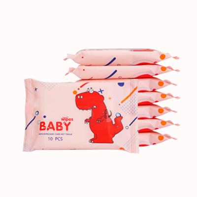 China OEM Hand Sanitizing Wipes 14×15cm 40-100gsm Nonwoven Fabric with 99.9% Germ Elimination for Travel for sale