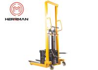 China 500kg 1.6M Manual Scissor Reach Stacker CQY-0.5T for sale