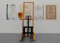 China Nylon Wheel Hand Pallet Stacker With Scale Capacity 1 Ton - 3 Tons for sale