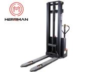 China Walking Type Electric Pallet Stacker 1 Ton 1.5 Tons Capacity With Charging Battery for sale