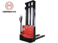 China Walking Type Electric Pallet Stacker 1 Ton 1.5 Tons Capacity With Charging Battery for sale