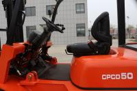 China 4 Wheel Diesel Powered Forklift 5 Tons Lifting Height 3m for sale