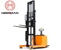 China Stand Type Electric Reach Forklift Load Capacity 1000 - 2000kg for sale