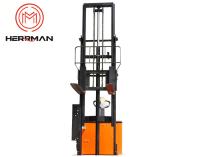 China Stand Type Electric Reach Forklift Load Capacity 1000 - 2000kg for sale