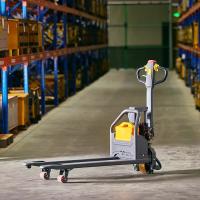 China 1500kg 3300lbs Self Propelled Pallet Truck Warehouse Loading Equipment for sale