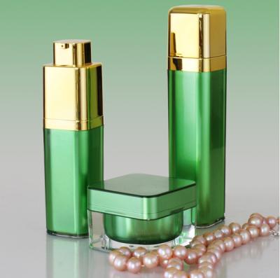 China Acrylic Lotion Bottles Jars Set 30ml 50g Square Cosmetic Packaging with Golden Pump for sale