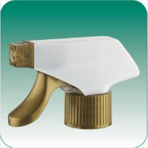 China Chemical Plastic Trigger Sprayer 500ml Adjustable Nozzle Durable PP Material for sale