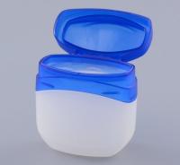 China PP Cream Jars with Flip Cap 50g 100g Vaseline Plastic Can Cosmetic Container for sale