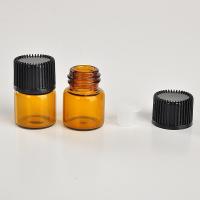 China 1ml Amber Glass Sample Vial Cosmetic Test Bottle with Plastic Inner Plug 16x25mm for sale