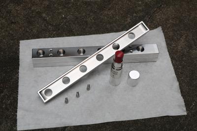 China 6-Hole Vermicelli Lipstick Mold with 6-8 Molds/Minute Production Speed and CE ISO Certification for sale