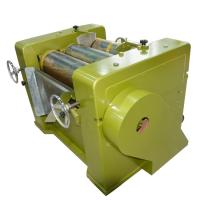 China Lipstick Grinding Machine Laboratory S260 Three-roller Grinding Machine for sale