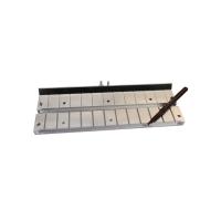 China 12-Hole Aluminum Eyebrow Pencil Filling Machine with 3-5 Molds/Minute Production Speed and Custom Mold Options for sale