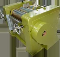 China S405 Lipstick Material Three-Roller Miller Automatic Lipgloss Material Three-Roller Grinder for sale