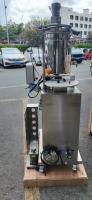 China Semi-Automatic Double Head Mascara Lipgloss Filling Machine 1600-2400 units/hour 1-20ml Capacity for sale
