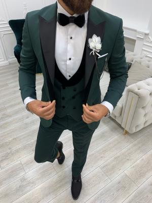 China Infinite Green Slim Fit Velvet Mens Peak Lapel Tuxedo for sale