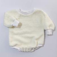 China Customized Neutral Baby Teddy Fleece Romper With White Trim Comfy Bodysuit Sleepwear Homewear For Infant Toddlers for sale