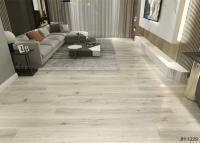 China Stone Plastic Core Luxury SPC Flooring PVC Wood Grain for sale
