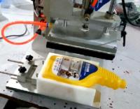 China High Accuracy Flat Bottle Labeling Machine Long Service Life for sale