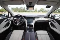China 2024 HongQi HS7 Black Mid to Large-Sized SUV with Left-Hand Drive and No Roof Rack for sale