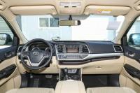 China Experience the Future of Driving with 2023 Toyota Highlander's Touch Screen for sale