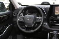 China 2023 Left Hand Drive Toyota Highlander SUV Cars with Automatic Air Conditioner Made for sale