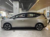 China s 2023 AION Y Plus Energy SUV with 400-600km Range and Dark Interior Color Seats 5 for sale