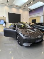 China 515-705km Cruising Range 100% Electric Energy Vehicle Chang'an Shenlan SL03 Sports Car for sale