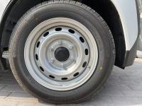 China Feidi Q2V White Cargo Truck with Automatic Lifting System and 250km Cruising Range for sale