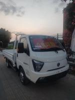 China Popular Semi Enclosed Trucks with 0.5 Hour Charging Time 4010*1750*380 Dimensions for sale