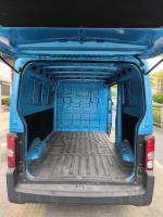 China 2022 Model Second-hand Energy Van with Pure Electric Range of 290km and Leather Seats for sale