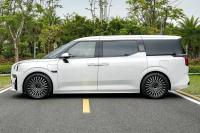 China Experience Luxury and Efficiency with Zeekr 009 Energy Six Seat Business Vehicle for sale
